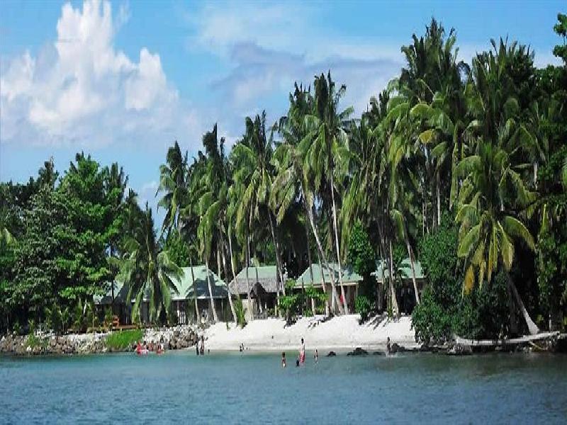 Book Le Uaina Beach Resort , Faleapuna - Reviews, Photos & Rates | Via.com